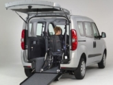 Rolstoelauto kopen, nieuw of occasion | Freedom Auto Aanpassingen